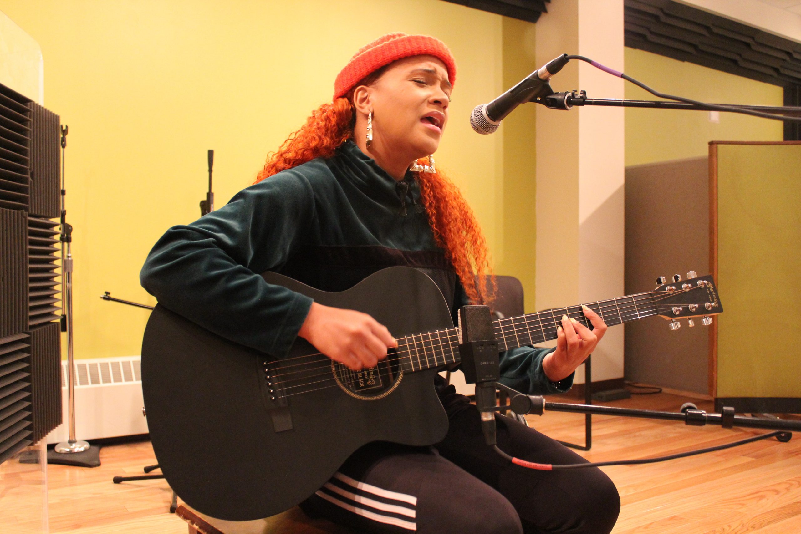 Motown Musician Accelerator Artist Charity Performs Acoustic Live Set ...