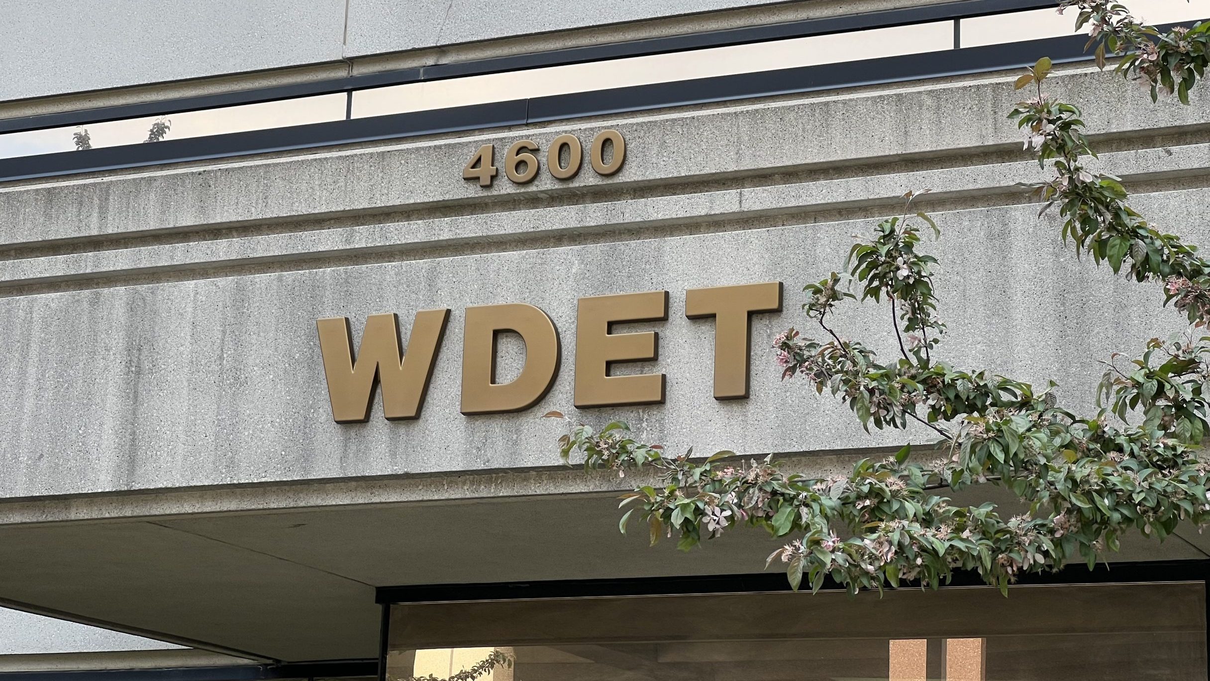 WDET’s decision and values related to NPR's position on Twitter - WDET ...