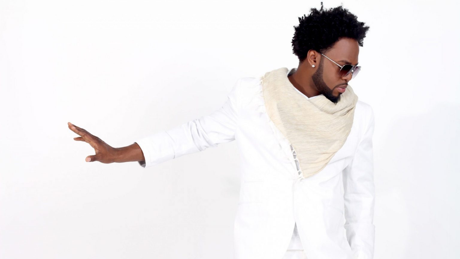 Dwele reflects on his debut, Detroit roots, story behind Kanye's ...