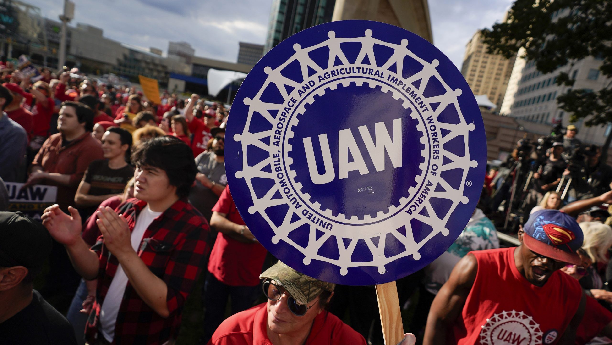 GM lays off 2,000 workers at Kansas plant amid UAW strike - WDET 101.9 FM