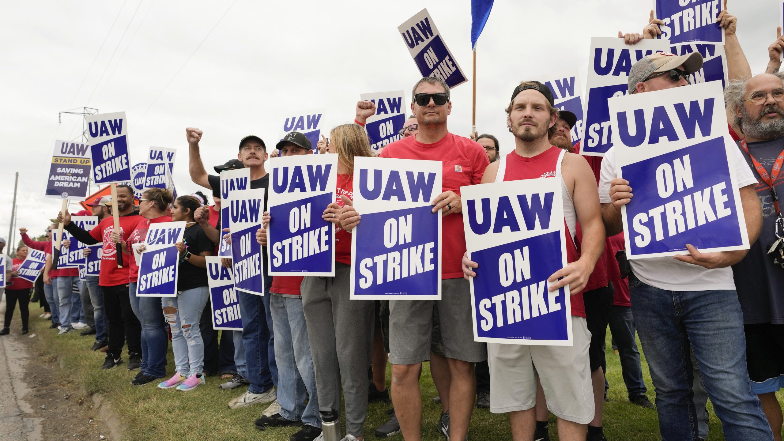 Detroit Today: How long will the UAW strikes continue? - WDET 101.9 FM