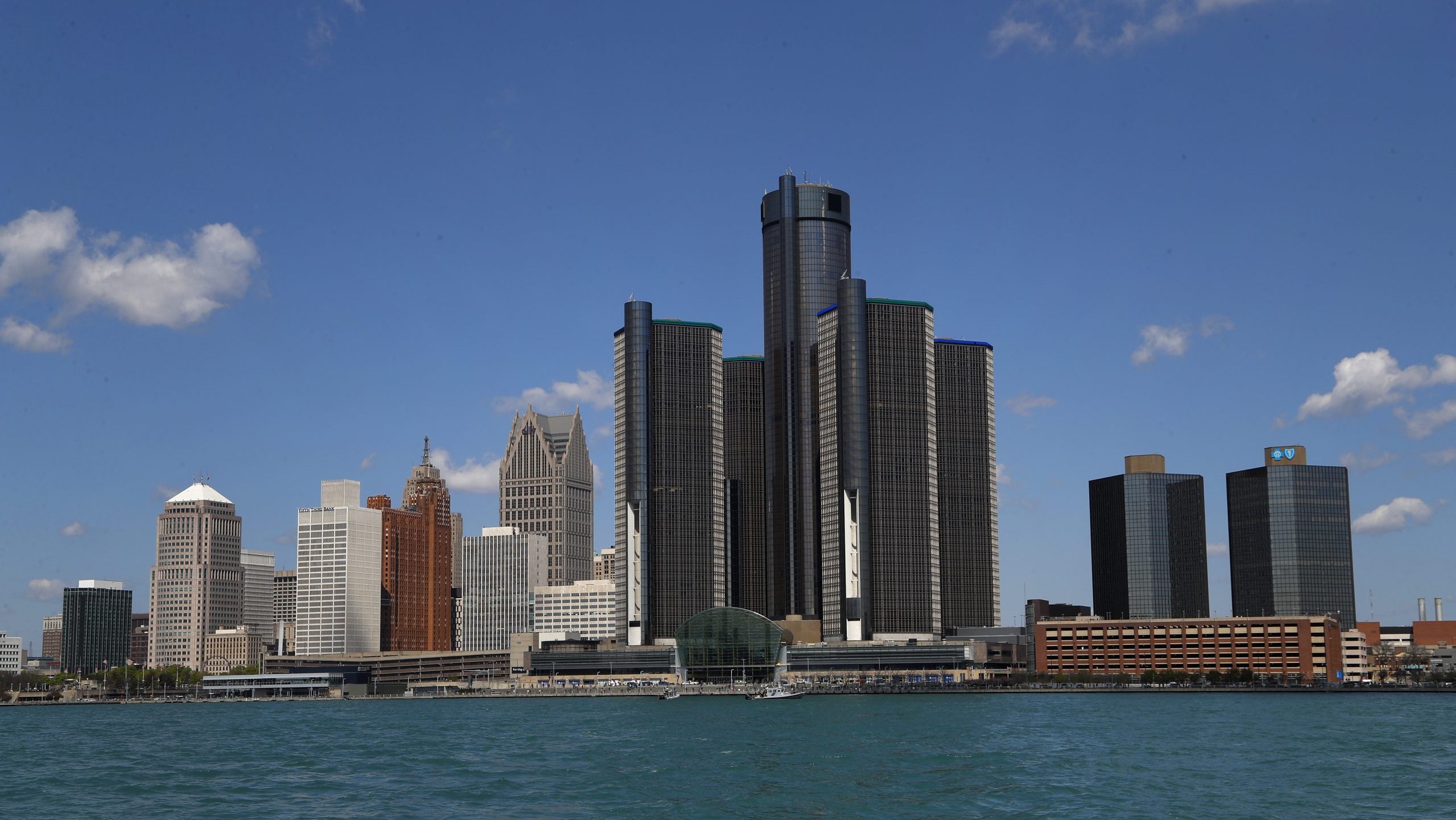 Detroit population rises after decades of decline, South dominates ...