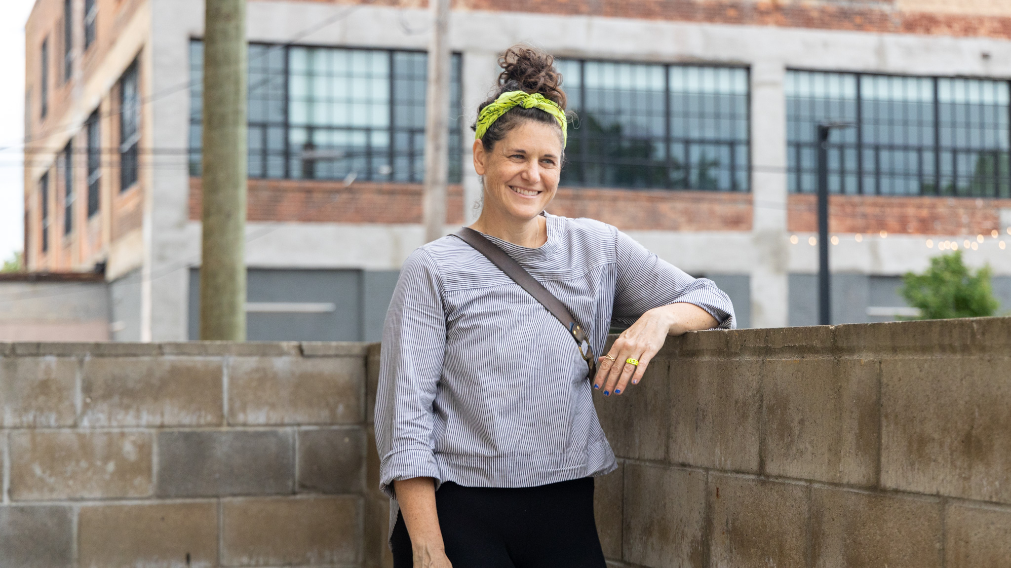 Artist Lisa Waud brings 'silliness and joy' to 'Portrait' flower art ...