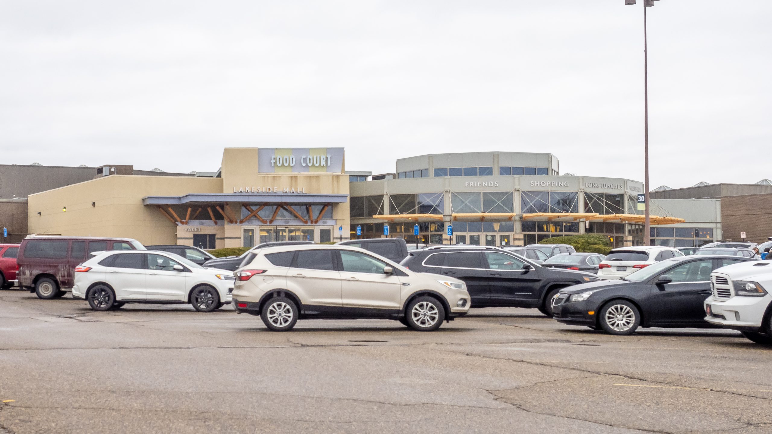 The legacy and future of Lakeside Mall - WDET 101.9 FM