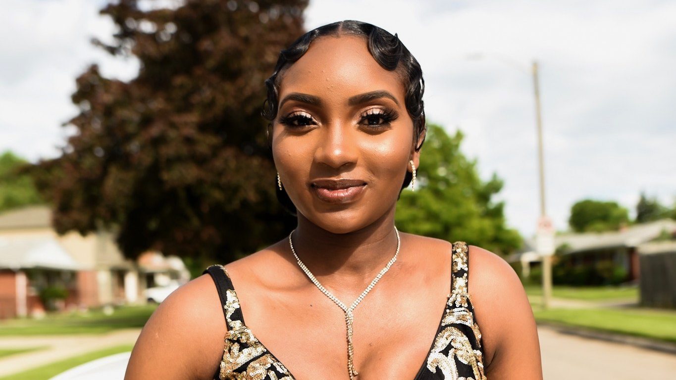 The Prom Promise removes financial barriers to give students 'a prom ...